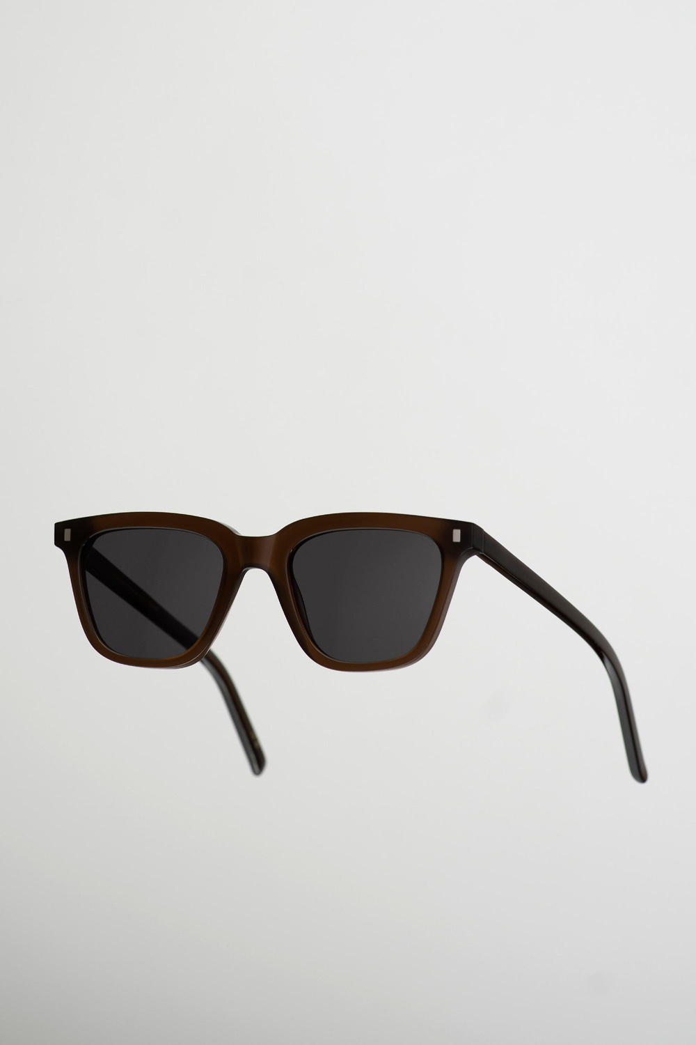 Robotnik Chocolate - grey solid lens – Monokel Eyewear